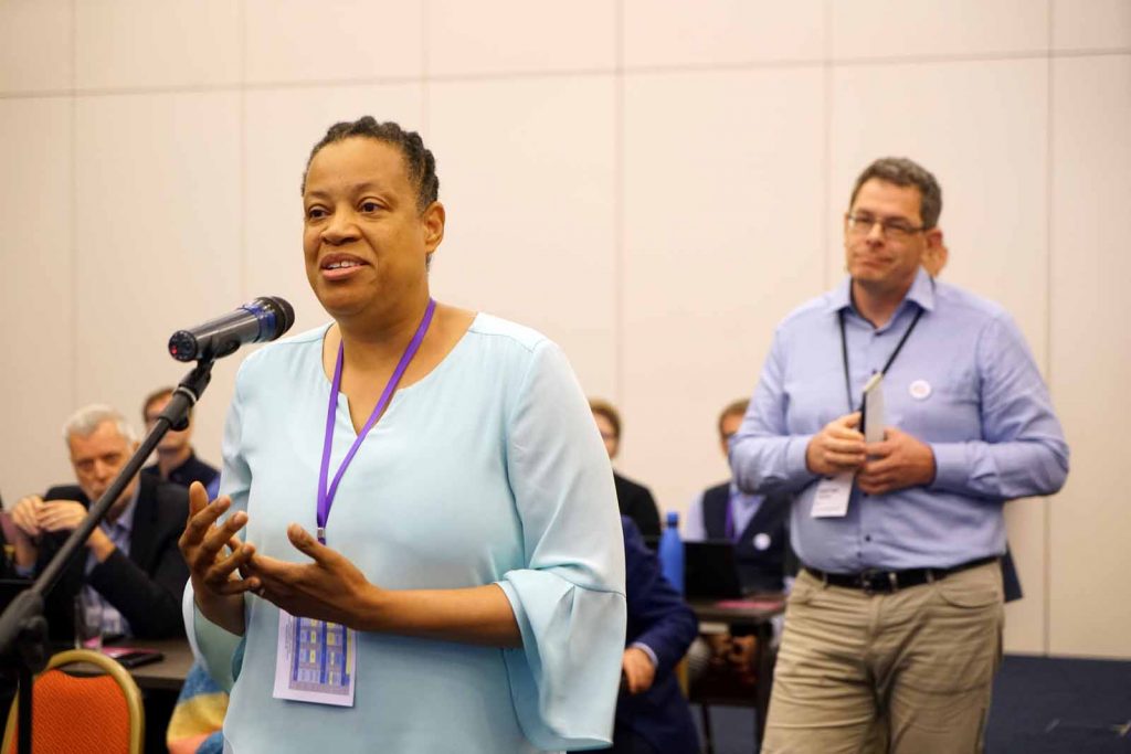 Maailmanlaajuisen adventtikirkon vuosikokouksessa keskusteltiin ...